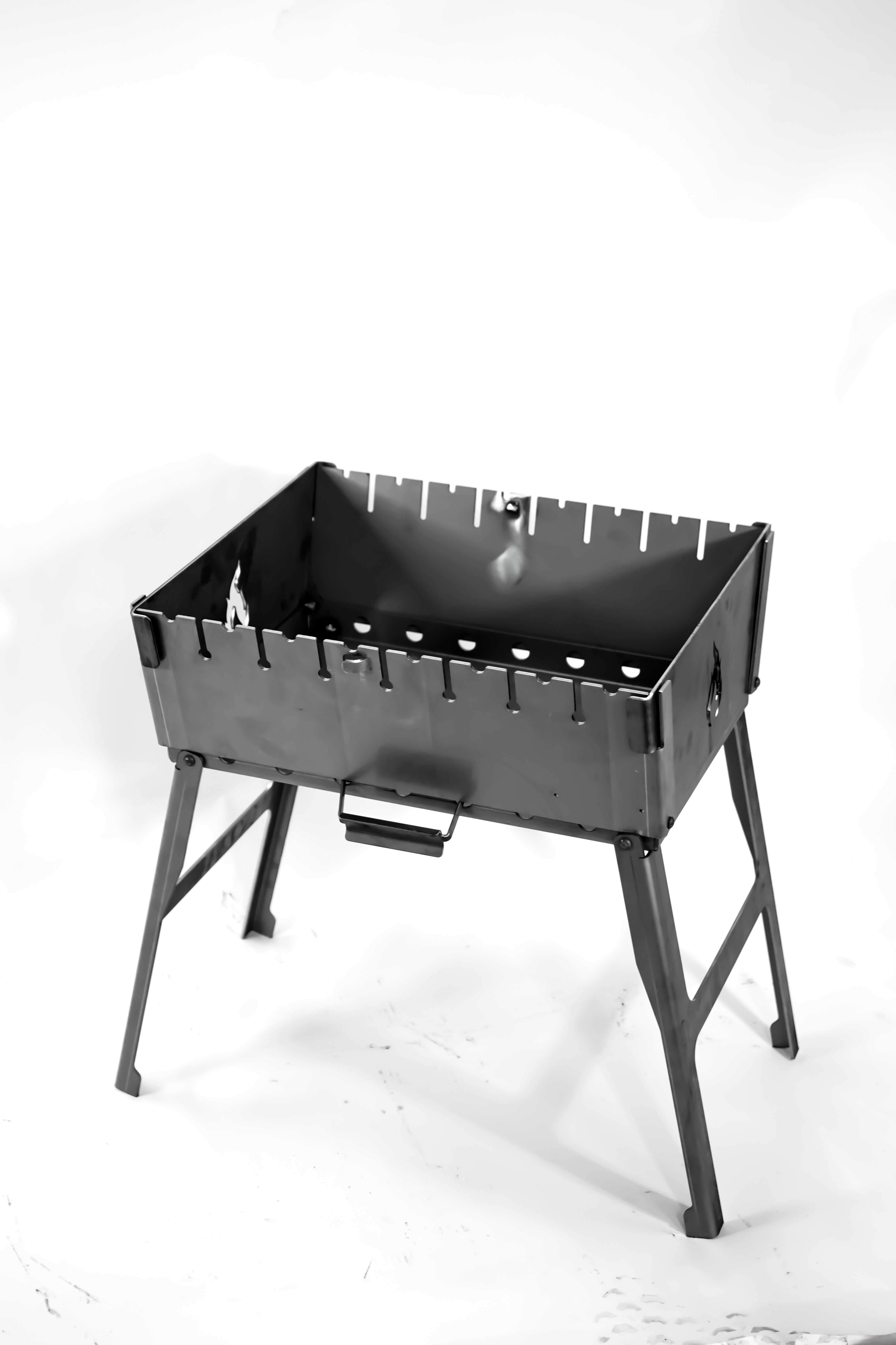 Barbecue grill suitcase for 8 skewers + case / foldable, 2 mm metal